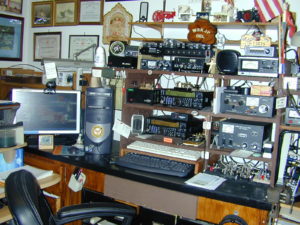 RADIO ROOM 002 | Ham Radio Friendly Homes For Sale